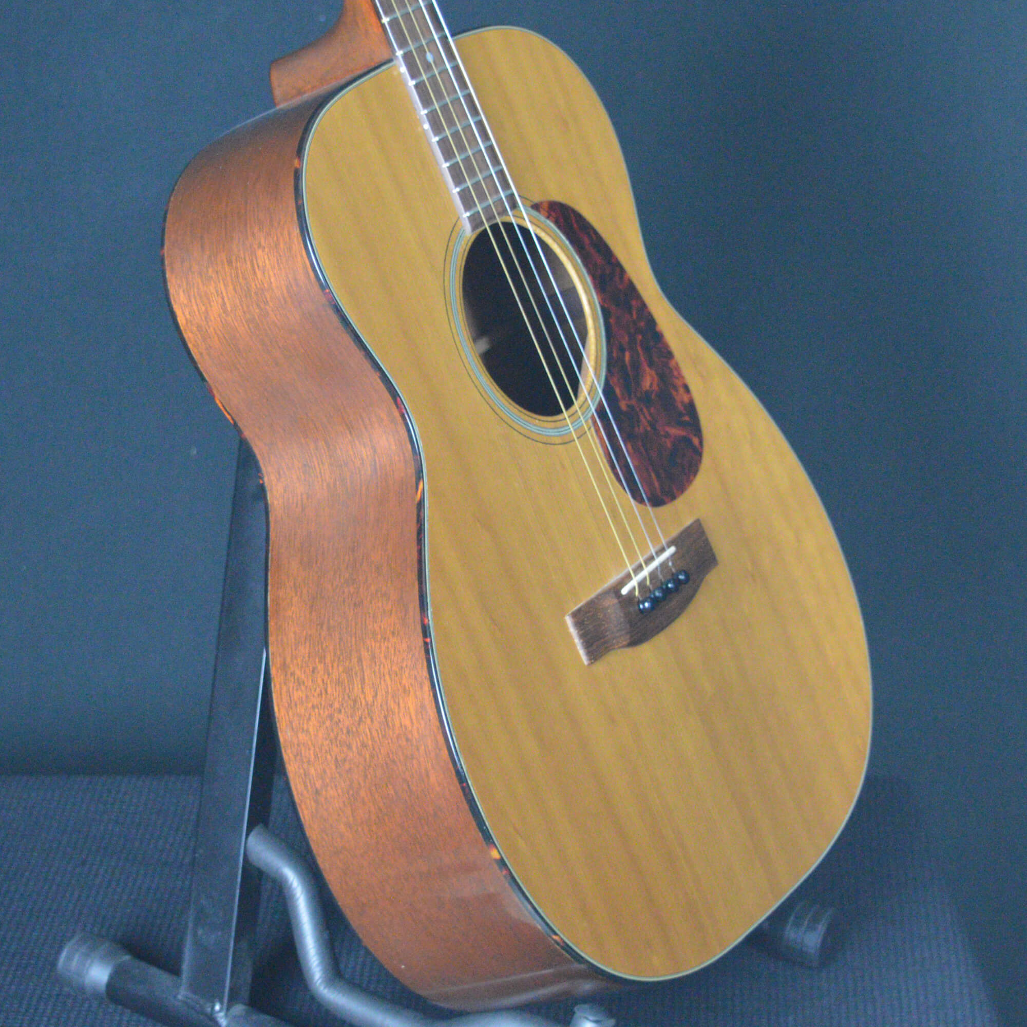 1965 C.F. Martin 0-18T Tenor Guitar – Picker’s Supply