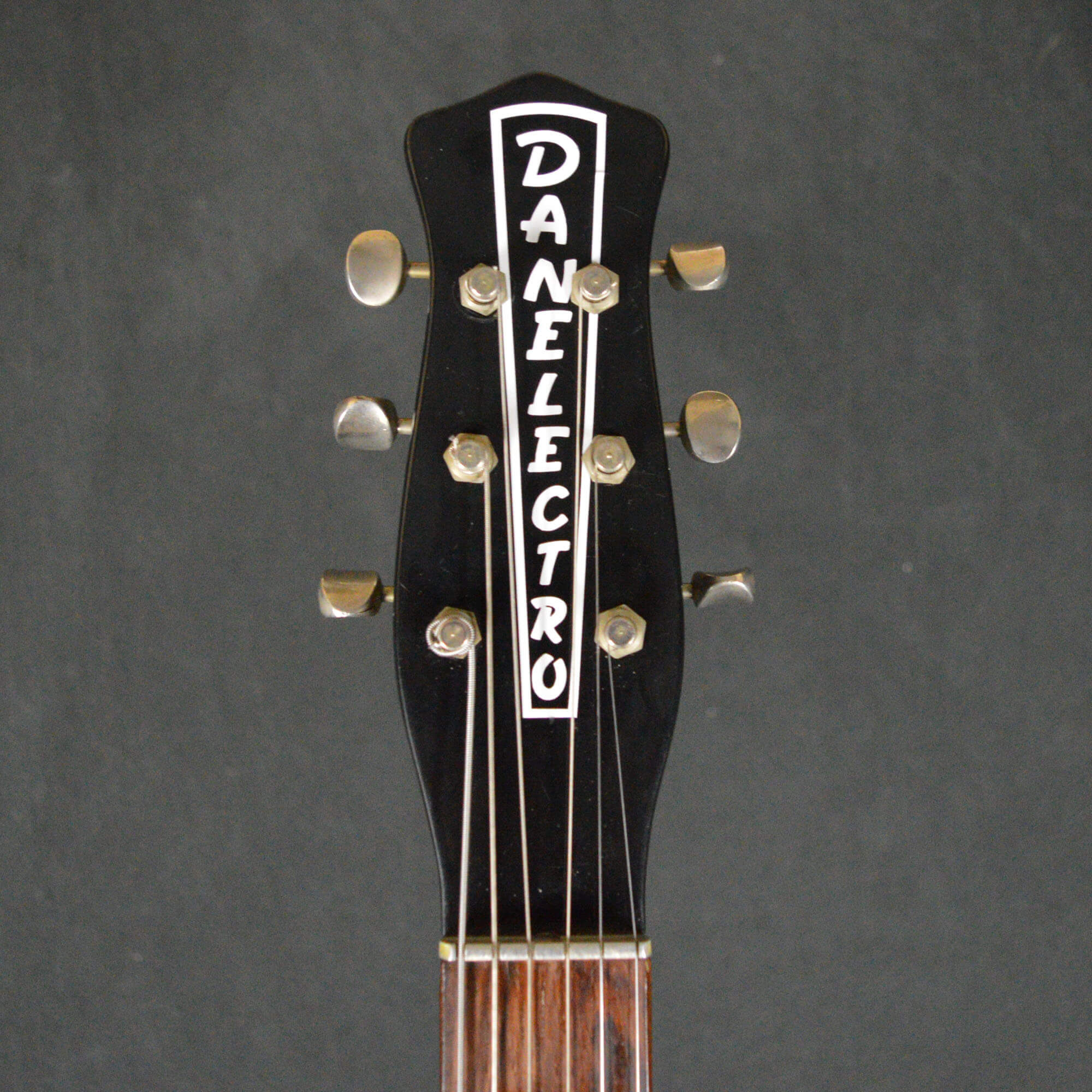 1960s Danelectro Longhorn Six String Bass/Baritone – Picker’s Supply