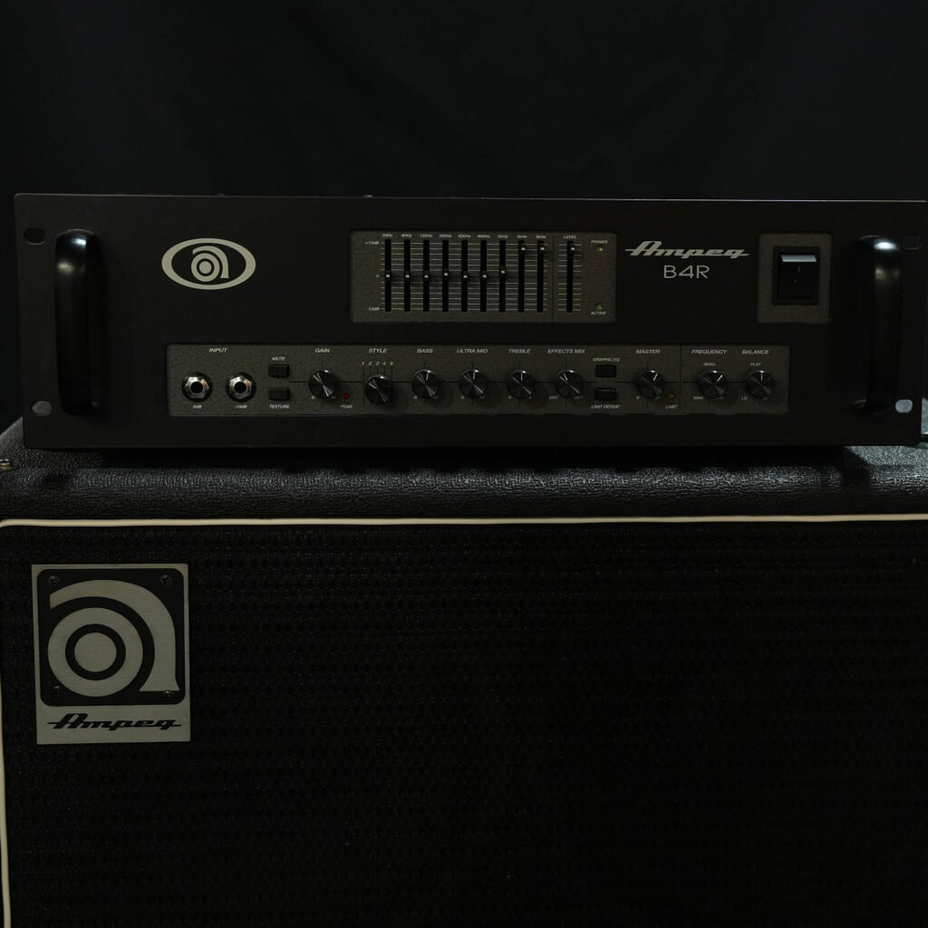 Ampeg B4R w/ 6×10 SVT610 Bass Amplifier – Picker’s Supply